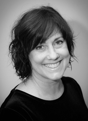 RHONDA DANKS - BLADES HAIR DESIGN